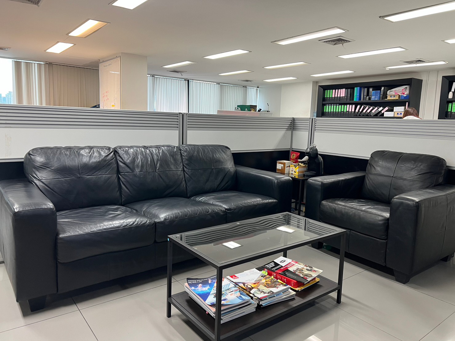 ขายสำนักงาน อาคาร SSP TOWER 1 สุขุมวิท 63 (เอกมัย) ชั้น 12 เดินทางง ...